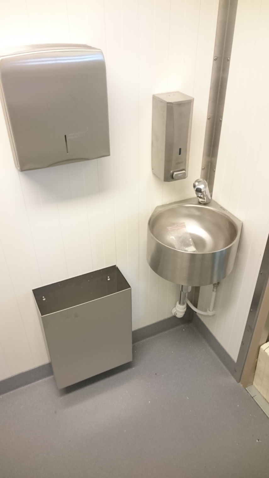 Toilet container - Maru Defence
